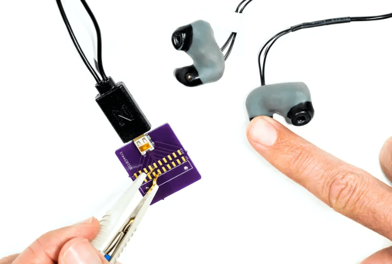Brain-recording earbuds? High-tech headphones record neural data — and ...