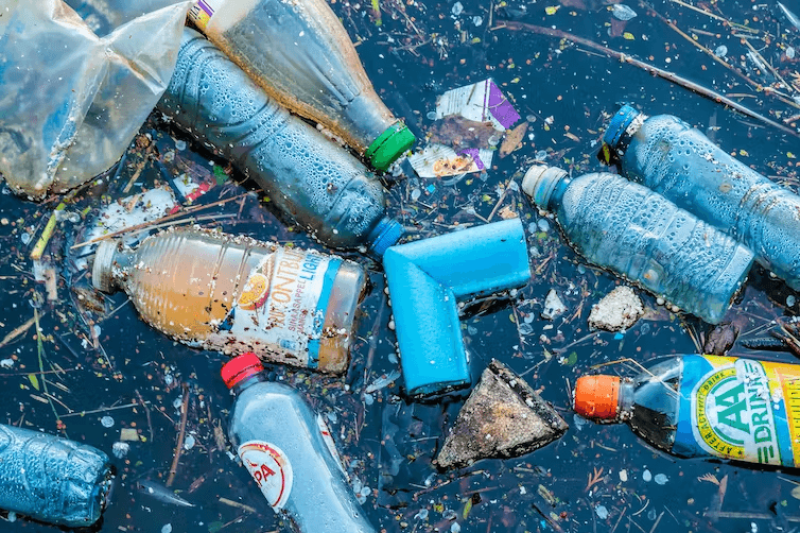 How a genetically-engineered enzyme could help recycle plastic waste ...